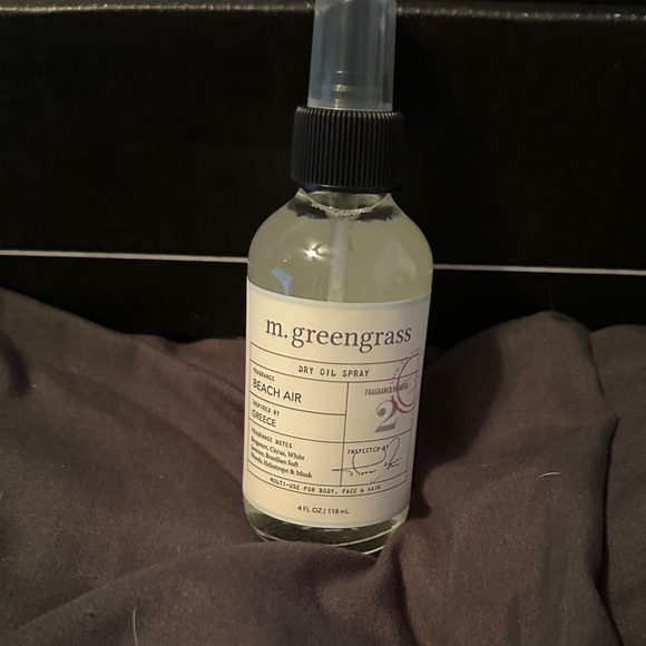 m. greengrass | Skincare | M Greengrass Beach Air Dry Oil Spray Black ...